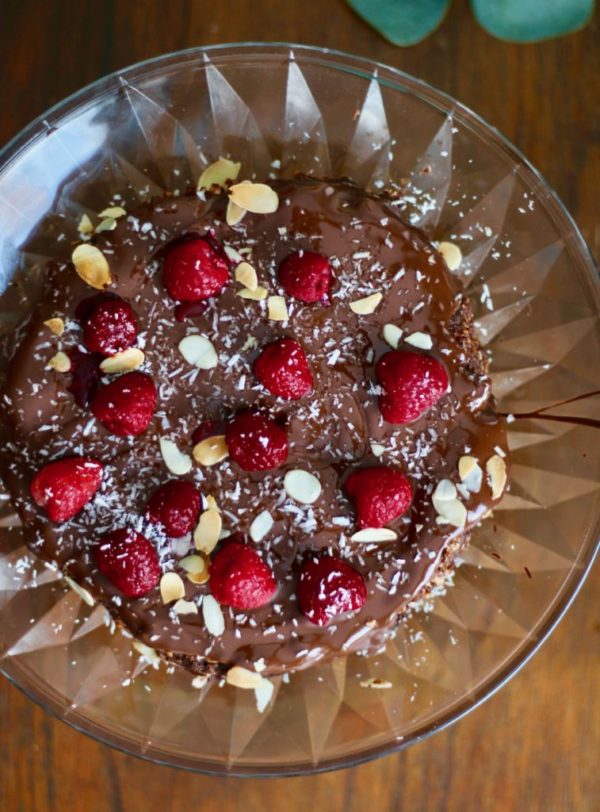 Allra besta hráfæðikakan – tilbúin á 15 mínútum! – GulurRauðurGrænn&Salt