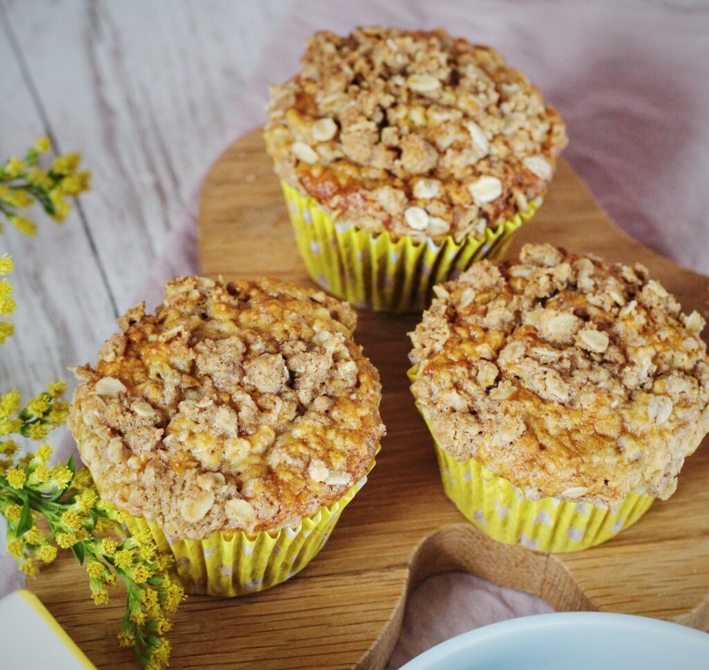 Hafra & Bananamúffur með stökkum kanilmulningi - GulurRauðurGrænn&Salt